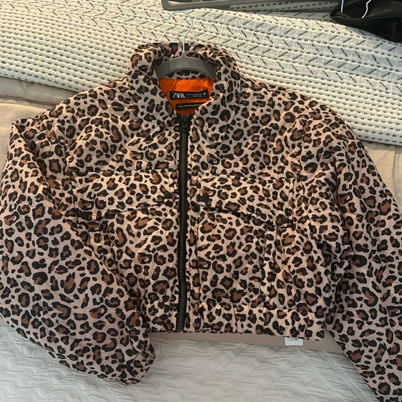 Zara | Jackets & Coats | Zara Cropped Puffy Cheetah Jacket | Poshmark